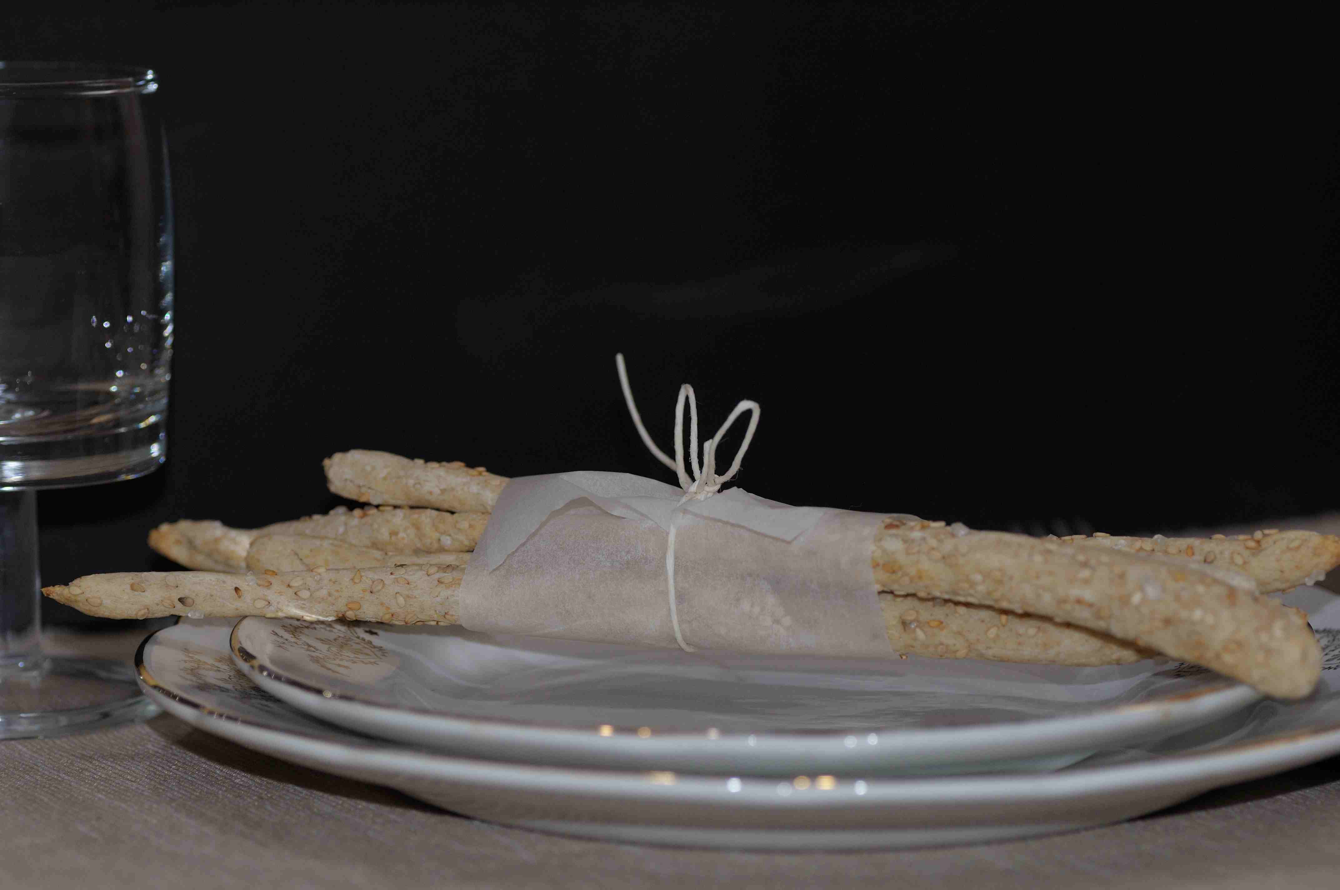 Grissini segnaposto con pasta madre di recupero - Mamme a spillo